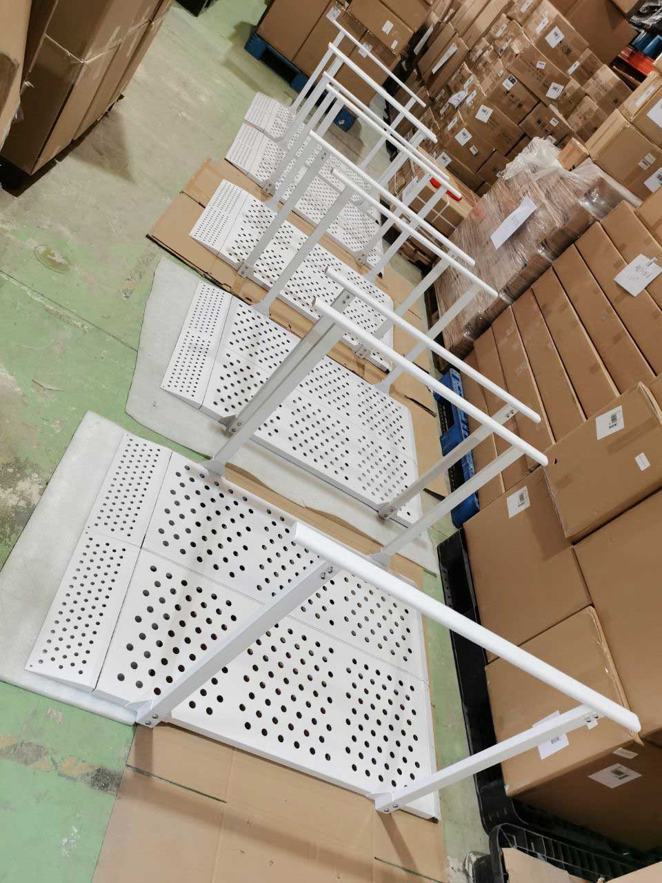Steel Ramp,Made by Welding and Hole punching